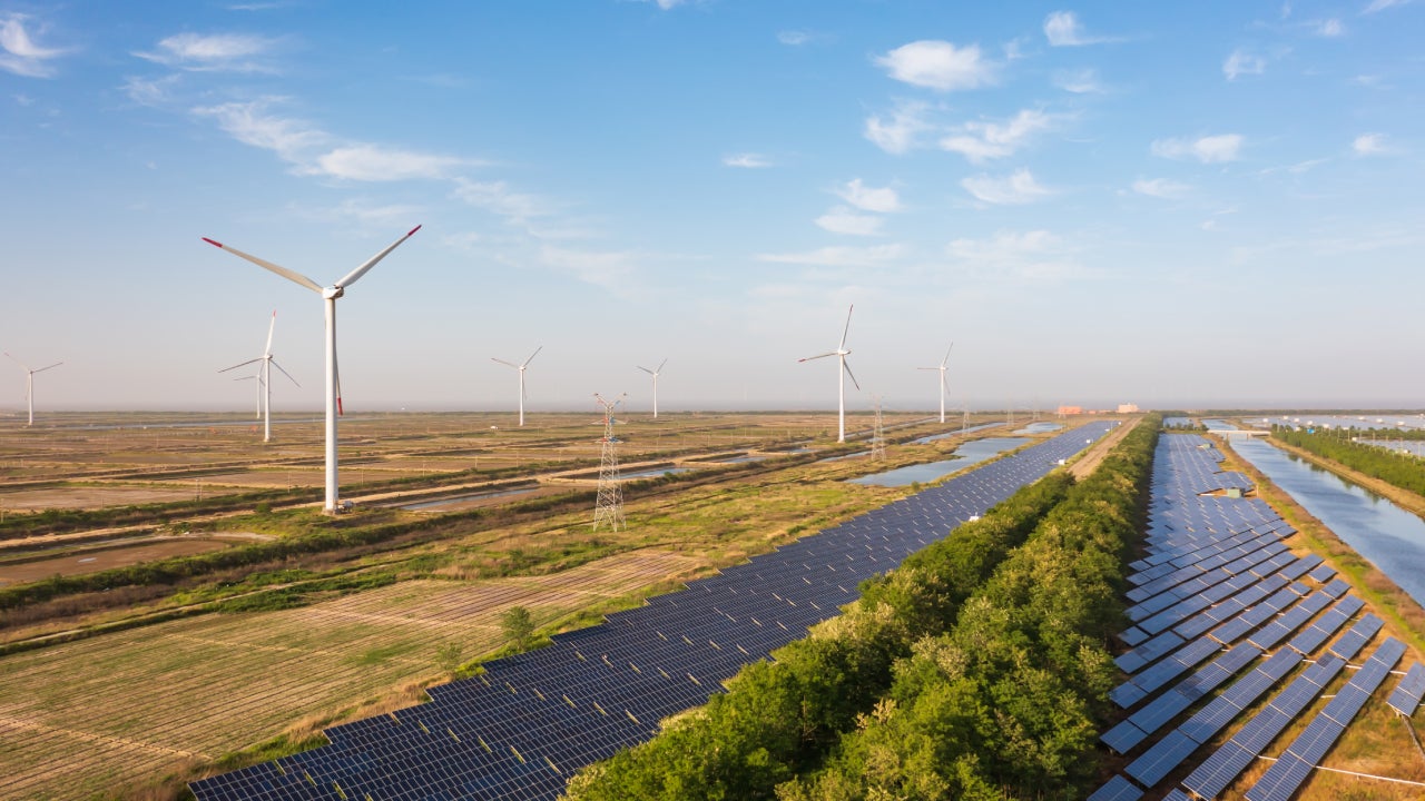 What is impact investing? Definition, examples and how to get started ...