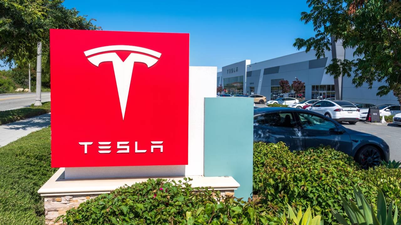 Tesla’s Profit Sinks 71% But The Stock Rises, As Elon Musk Makes Key ...