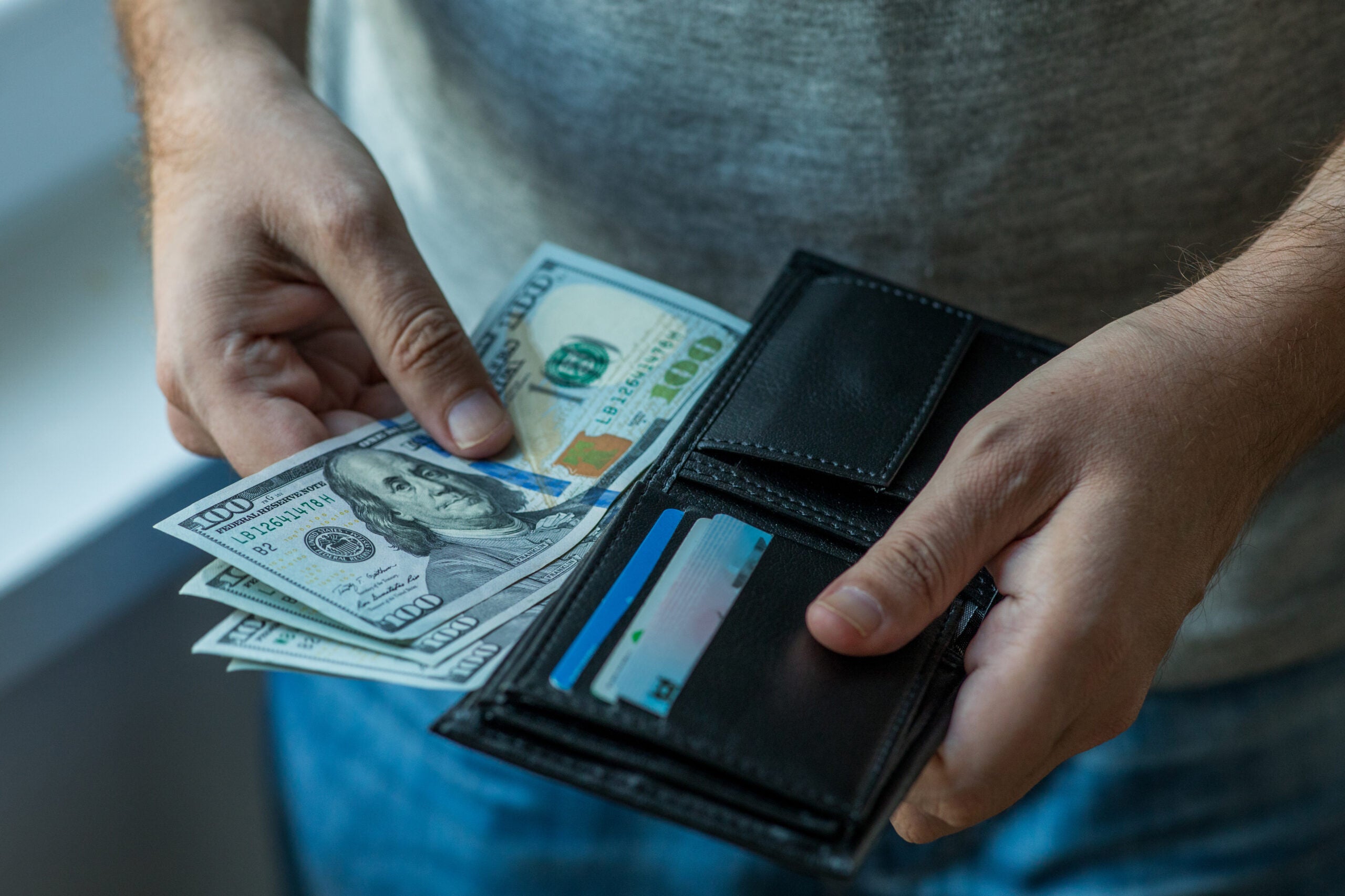 How Credit Card Rewards Became My $3,000 ‘Extra Paycheck’ | Indestata